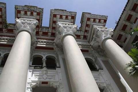Ancient Greek Buildings That Have Columns - DoricColumn